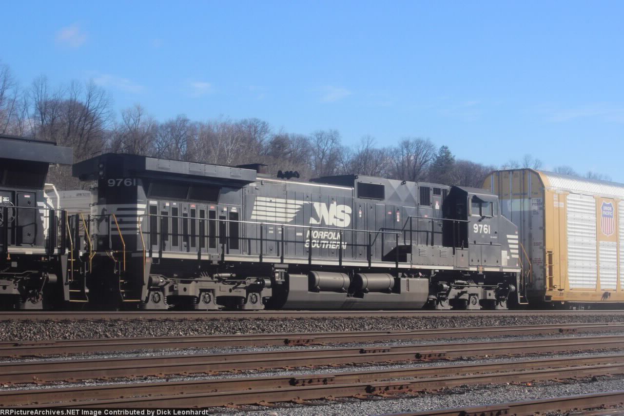 NS 9761